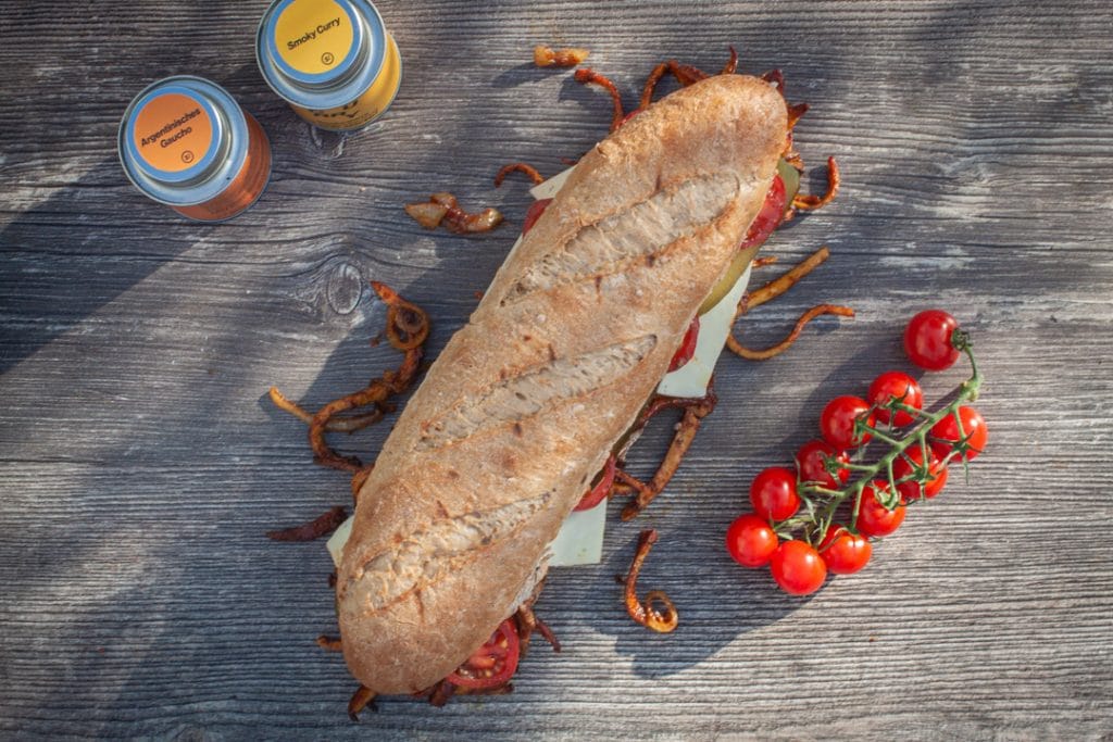 Kumru – türkisches Wurst-Sandwich | Futterattacke.de
