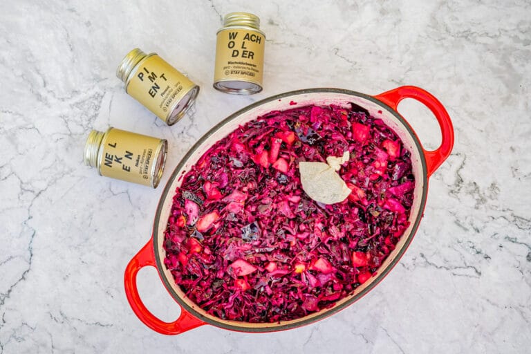 Rotkohl Rezepte: Verfeinern oder selber machen | Futterattacke.de Rotkohl Rezepte: Verfeinern oder selber machen | Futterattacke.de